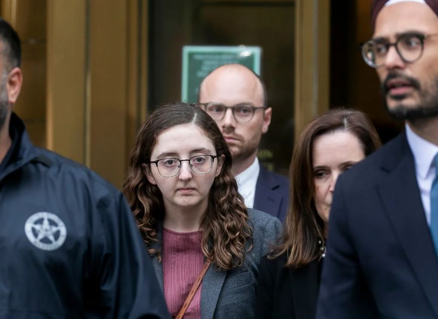 FTX: Ποινή κάθειρξης 2 ετών και $11 δισ. για το «δεξί χέρι» του ...