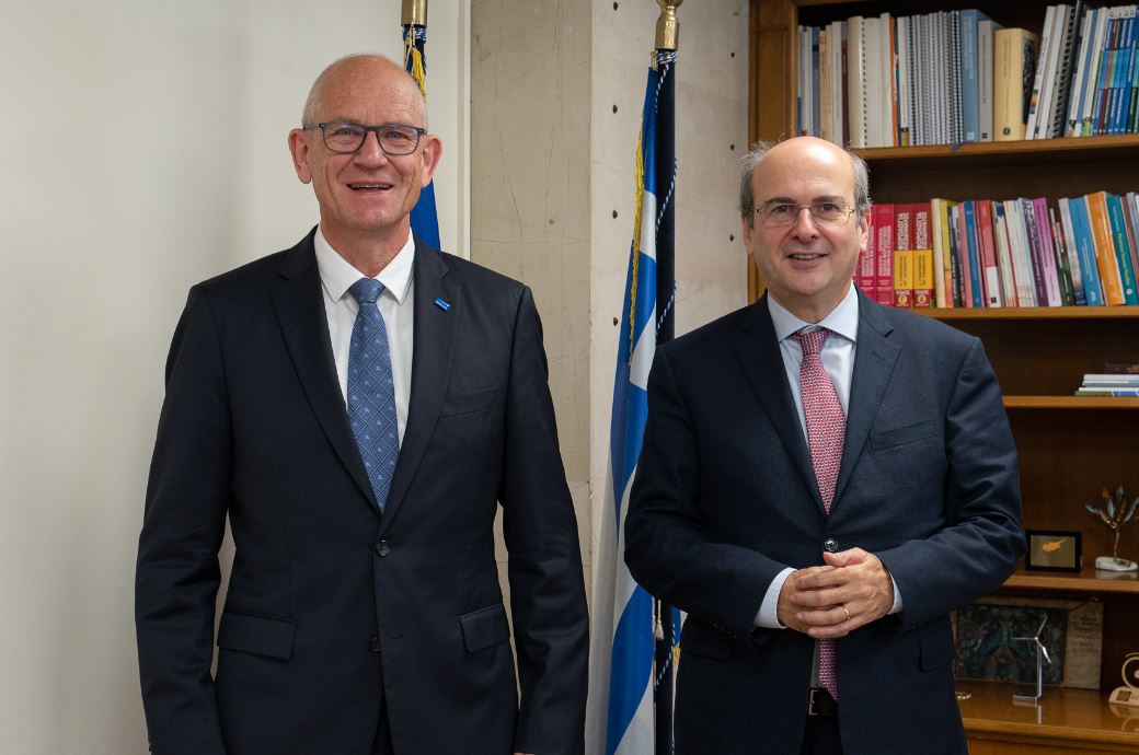 Χατζηδάκης: Συνάντηση στην Αθήνα με τον πρόεδρο του TÜV NORD Group - Τι ...