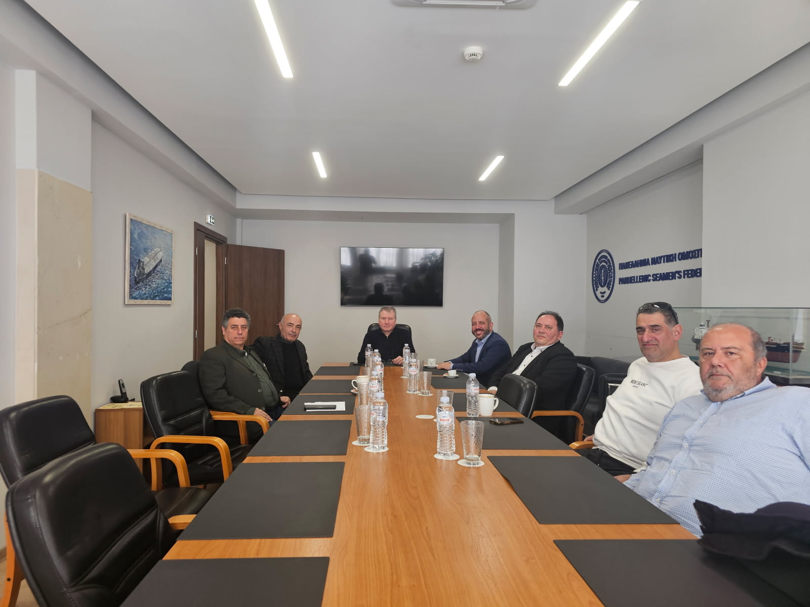 Συνάντηση ΣΥΡΙΖΑ με την Πανελλήνια Ναυτική Ομοσπονδία - Mononews.gr