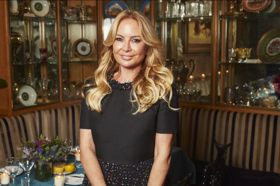 Κάρον Ασερ: Πώς να ζεις σαν θεά χωρίς Instagram και με δικό σου σαλέ ...