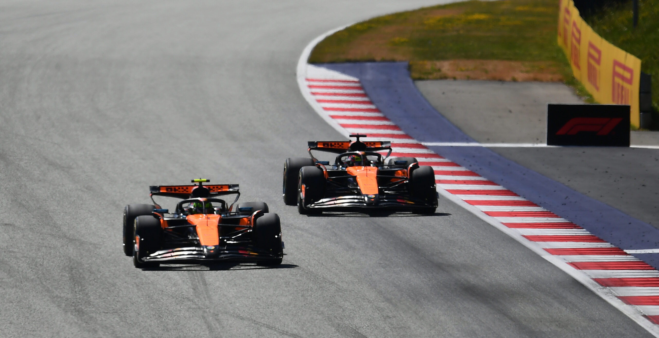 F1 Αυστρία: Κυριαρχία McLaren - Mononews.gr