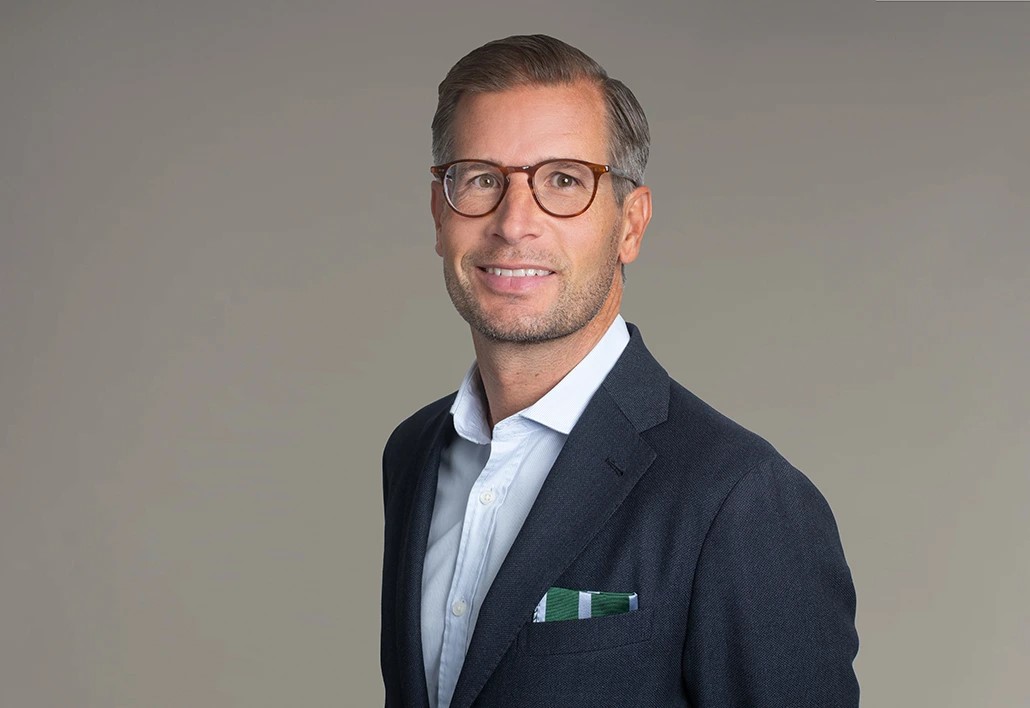 Intrum AB: Ποιος αναλαμβάνει νέος CEO με άμεση ισχύ - Mononews.gr