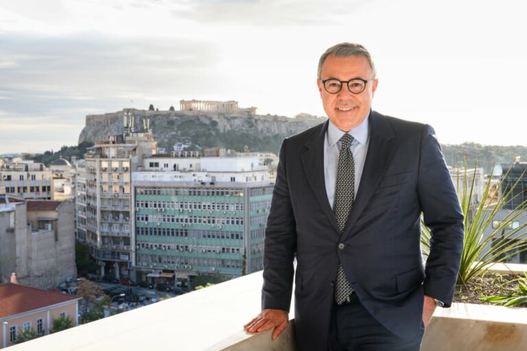 Alpha Bank: Άλμα 44% στα κέρδη του 2025 στα €943,3 εκατ. και διανομή ...