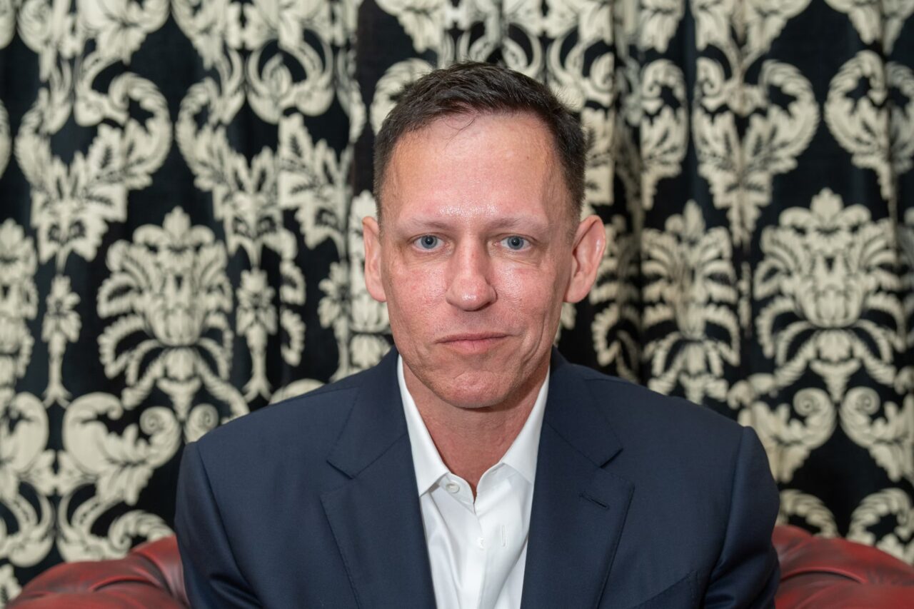 Peter Thiel: Ο δισεκατομμυριούχος της Silicon Valley που κάνει ...