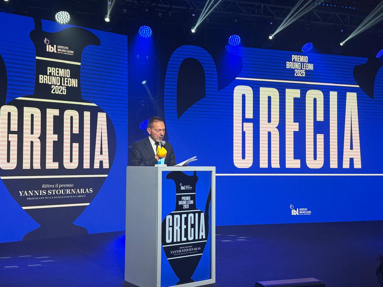 Γιάννης Στουρνάρας: Μάθημα για την Ευρώπη η ελληνική κρίση - Σημαντικό ...