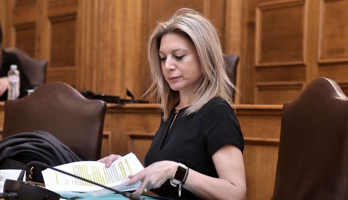 Πώς βλέπει το Μαξίμου το ενδεχόμενο «κόμμα Καρυστιανού» - Πώς αλλάζει ...