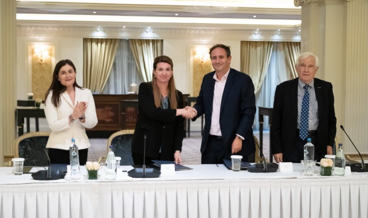 Προγραμματική σύμβαση μεταξύ της Laskaridis Shipping και του ...