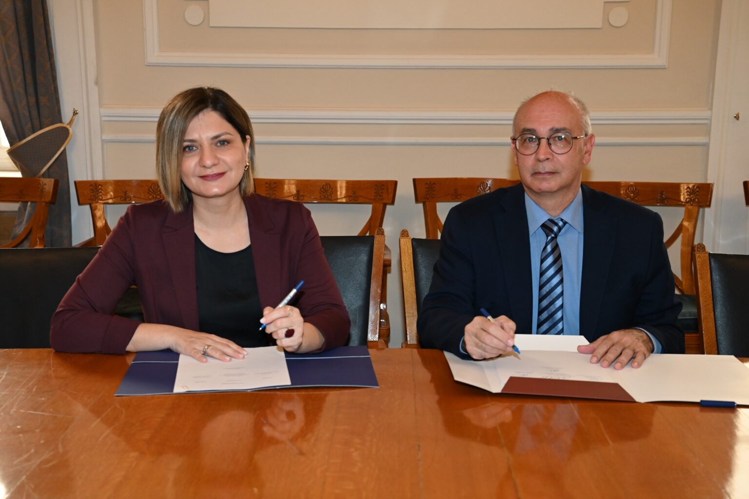 AEGEAN: Υπέγραψε Μνημόνιο Συνεργασίας με το Οικονομικό Πανεπιστήμιο ...