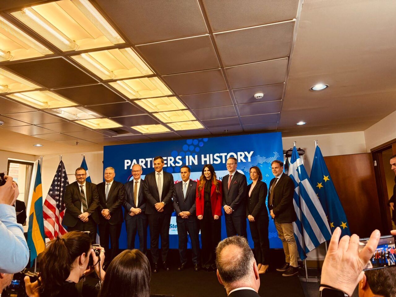 ΥΠΕΝ: Μπαίνουν οι υπογραφές της σύμβασης γεώτρησης και για το Block 2 ...