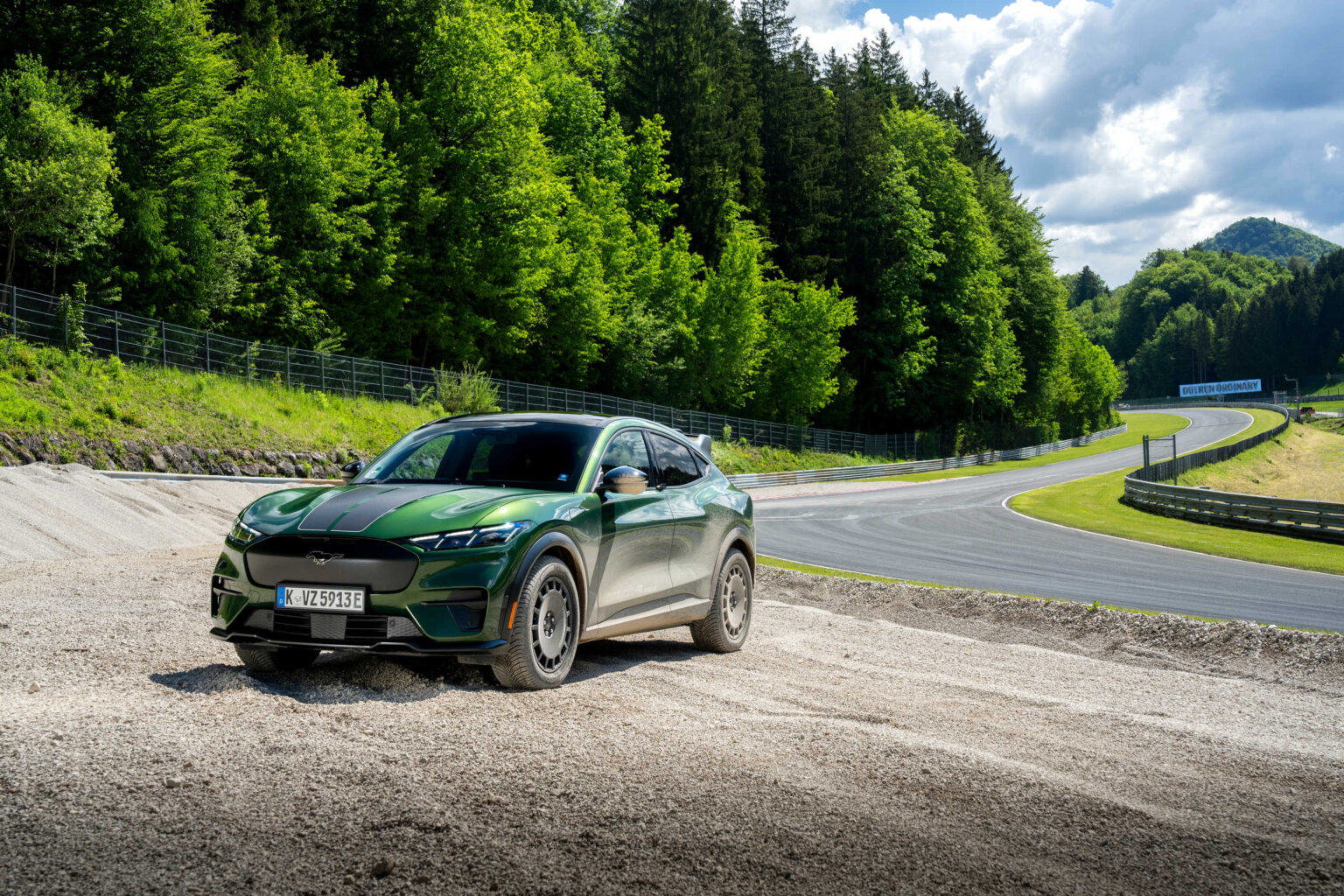 Ford: Ηλεκτρικό drift - Mononews.gr